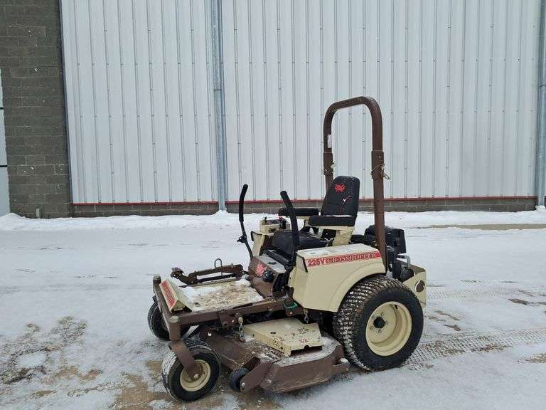 Grasshopper 225V Zero-Turn Mower - RES Auction Services