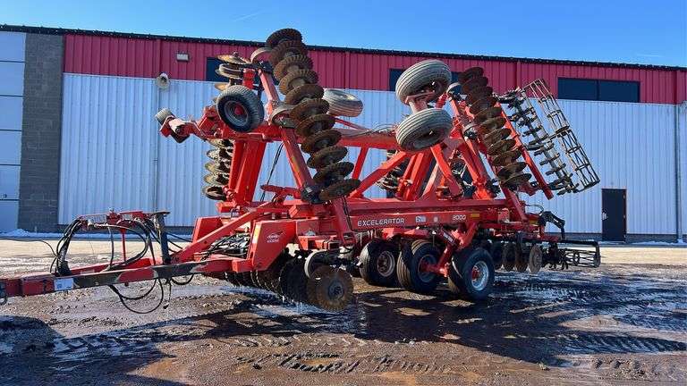 2014 Kuhn Krause Excelerator 8000 25' Vertical Tillage - RES Auction ...