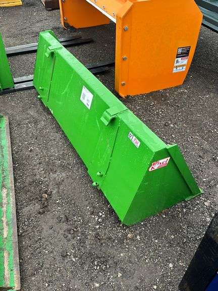 Unused Kivel Bucket for John Deere - RES Auction Services