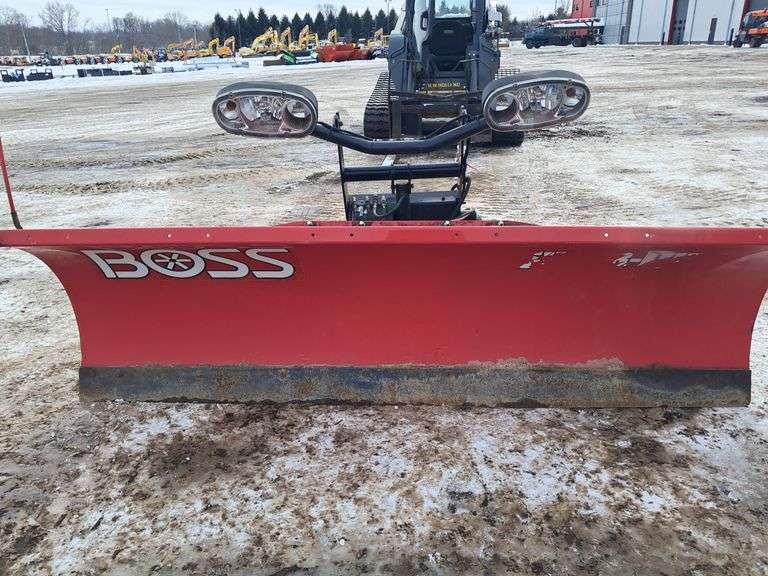 8' Boss Straight Blade - RES Auction Services