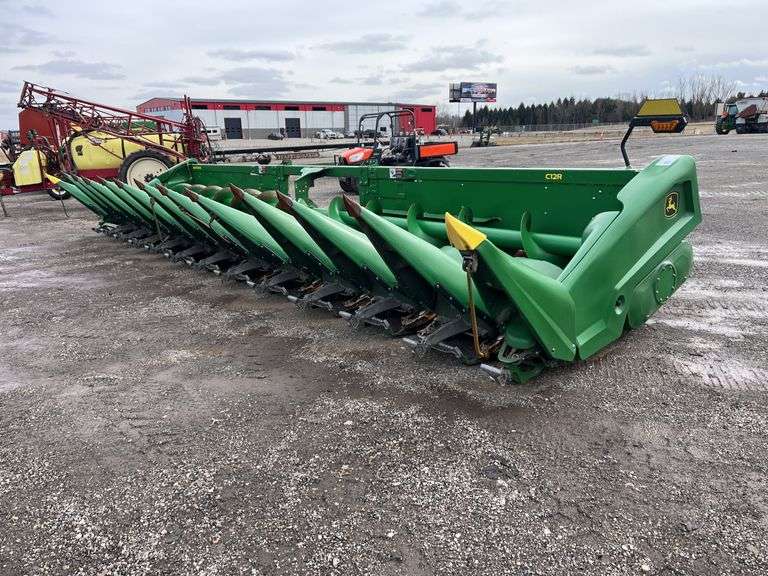 2022 John Deere CR12 12 Row Corn Head - RES Auction Services