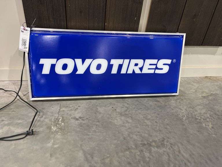 TOYO Tires Light Up Sign - RES Auction Services