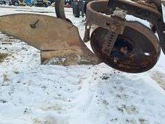 Single Bottom Plow - RES Auction Services