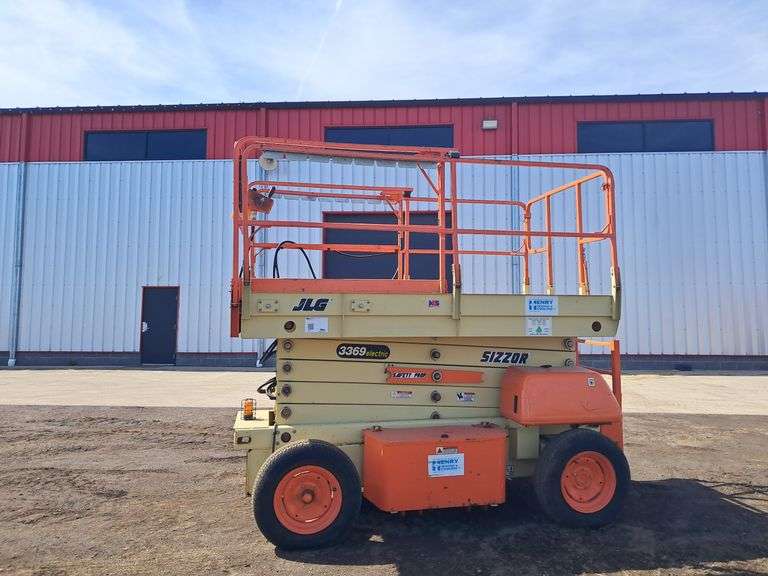 2000 JLG 3369-E Scissor Lift - RES Auction Services