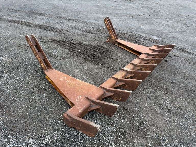 10.6' Dozer Root Rake - RES Auction Services