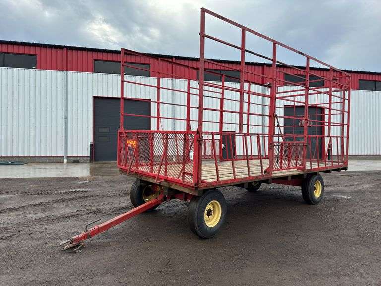 Pequea 818 Kicker Wagon - RES Auction Services