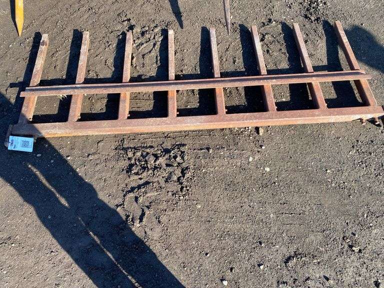 Material Attachment For Loader Bucket - RES Auction Services