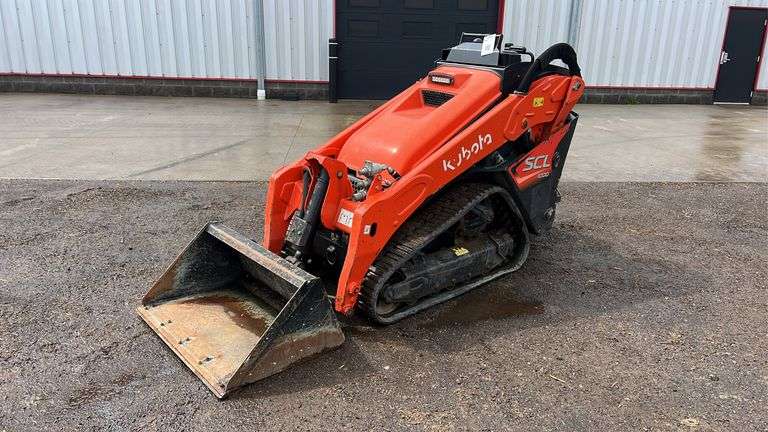 2021 Kubota SCL1000 Stand-On Skid Loader - RES Auction Services