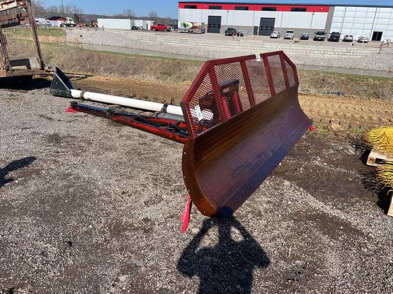 12' Silage Push Blade - RES Auction Services
