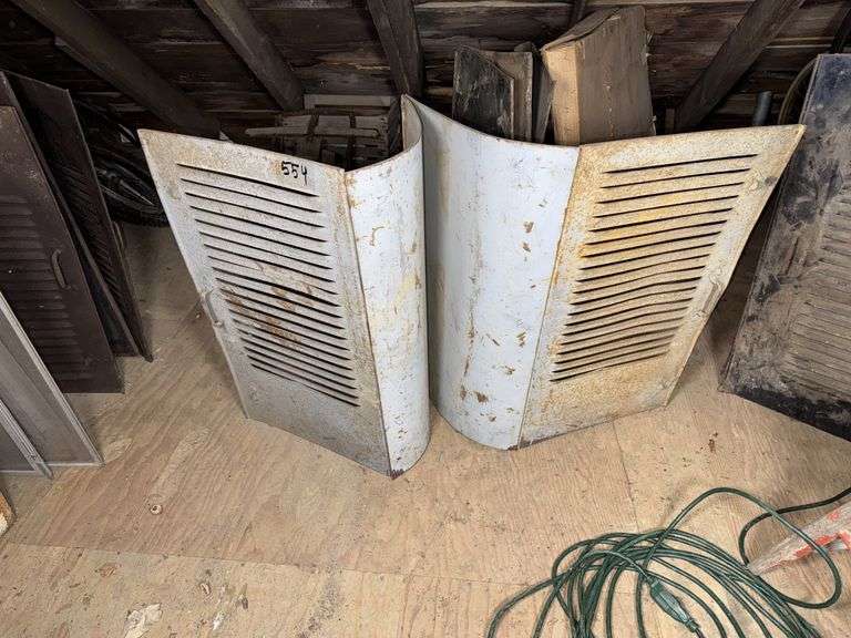 Model A Hood - RES Auction Services