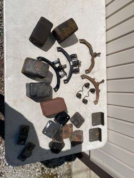 Assorted Model A parts - RES Auction Services