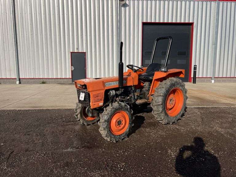 Kubota L245DT 4WD Tractor - RES Auction Services