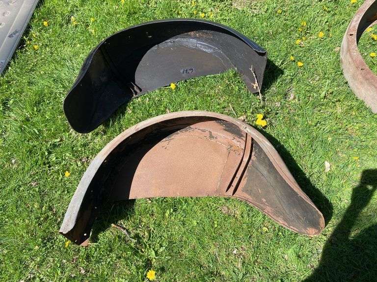Rear Fenders - RES Auction Services