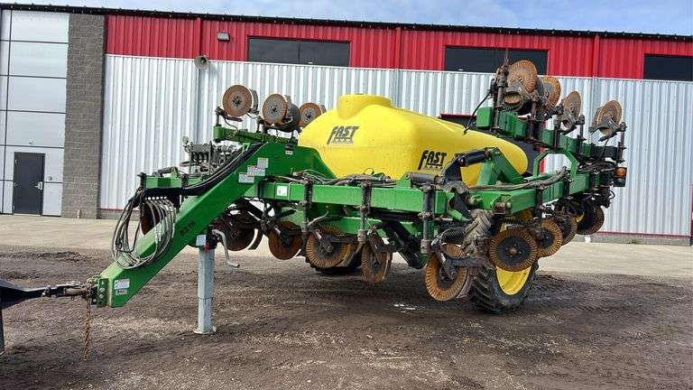 2011 8218 Fast Liquid Fertilizer Applicator - RES Auction Services