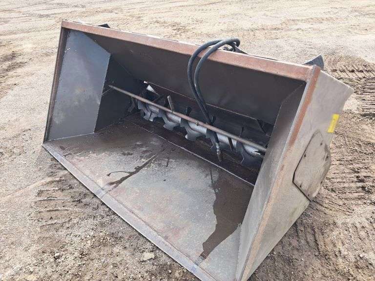 Wood Chuck 6' Sand Shooter - RES Auction Services