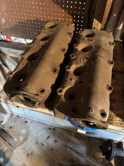 (2) Block Heads - RES Auction Services