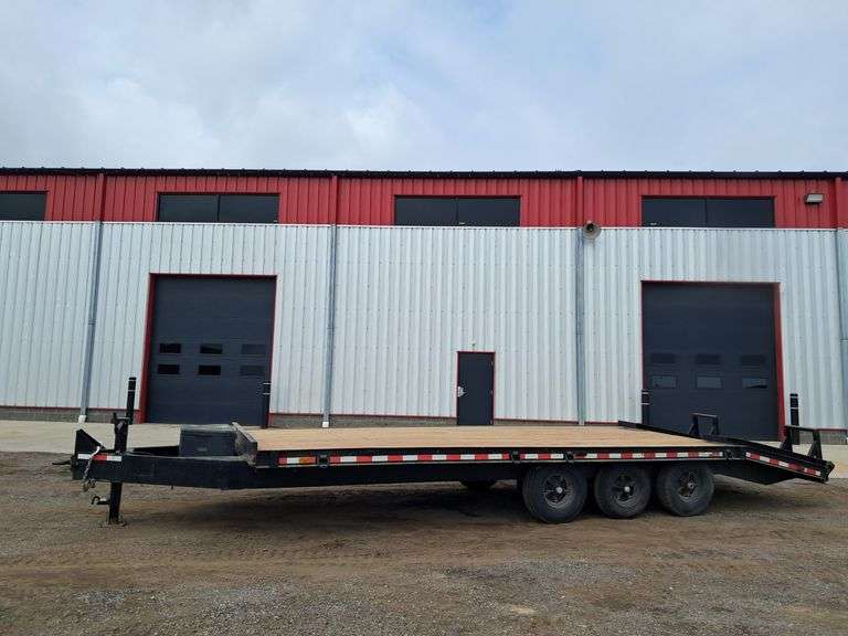 1979 Bame 25' Deckover Trailer - RES Auction Services