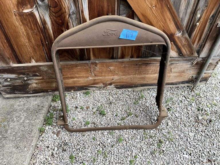 Radiator Cover - RES Auction Services