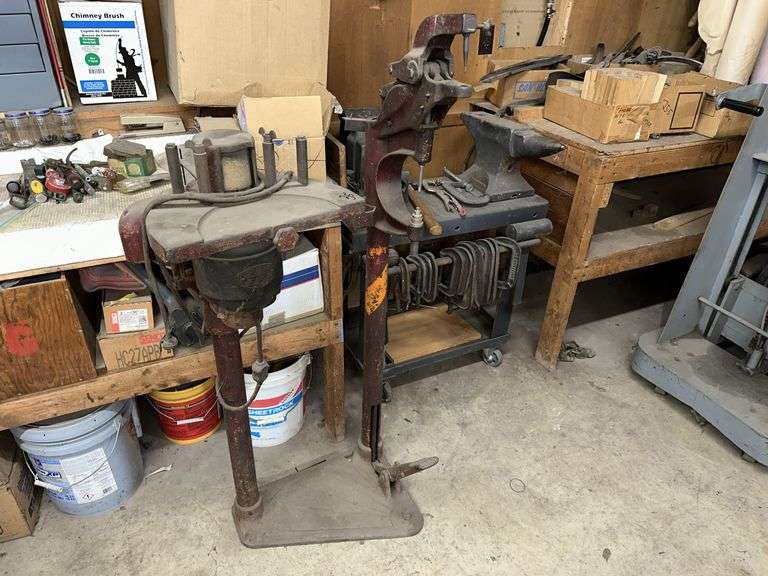 Pedestal Riveter - RES Auction Services