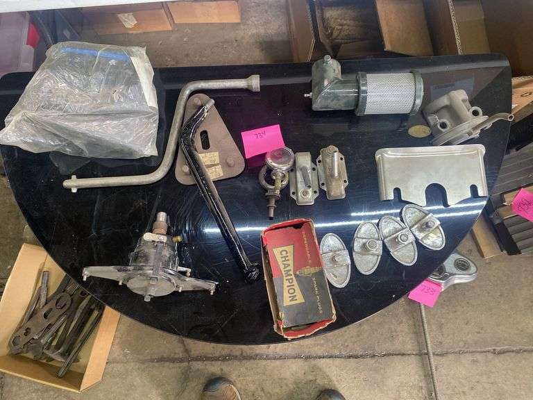 Vintage Ford Tools & Misc. Parts - RES Auction Services