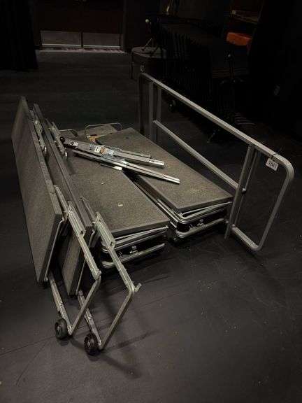 (2) Sets of Risers - RES Auction Services