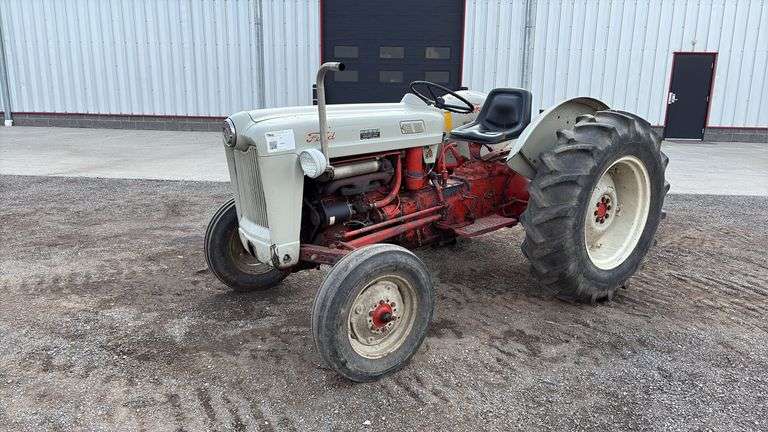 1956 Ford 800 2WD Tractor - RES Auction Services