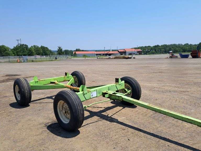 Parker Wagon Running Gear - RES Auction Services