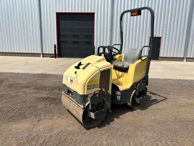 Wacker Neuson RD-12 Roller - RES Auction Services