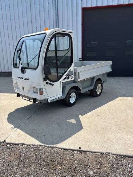 2003 Taylor-Dunn ET-3000 Electric Utility Vehicle - RES Auction Services
