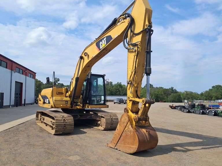 2011 Caterpillar 320DL Excavator - RES Auction Services