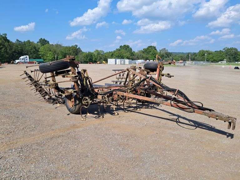 Ber-Vac 16' Folding Field Cultivator - RES Auction Services