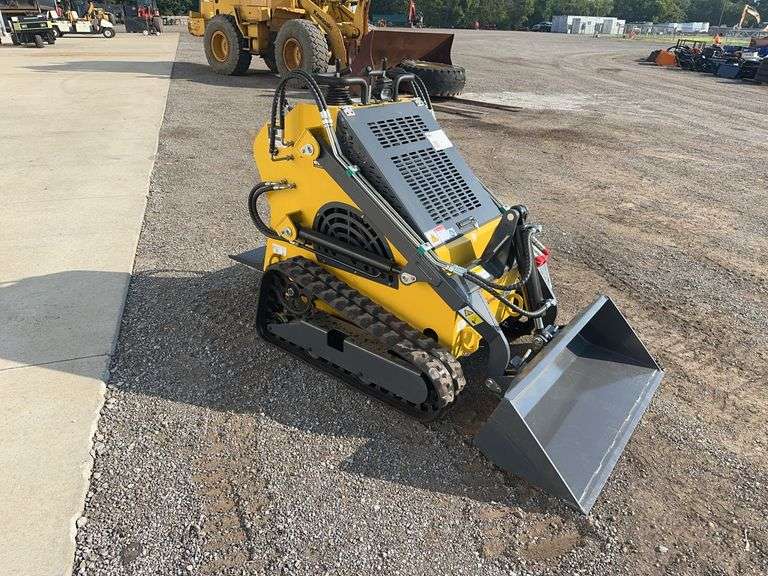 2025 Land Hero Mini Stand-On Skid Loader - RES Auction Services