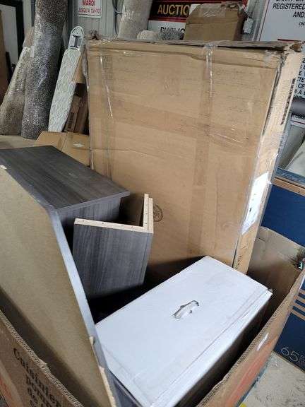 Mixed skid broken, damaged, missing pieces - Rideau Auctions