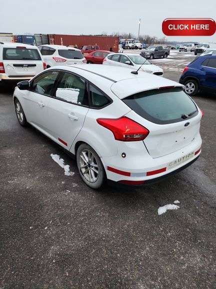 2016 Ford Focus SE Hatchback - Rideau Auctions