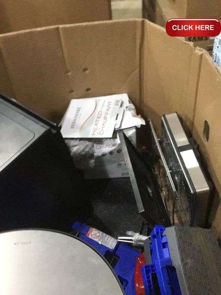 Mixed skid, broken, damaged, missing pieces - Rideau Auctions