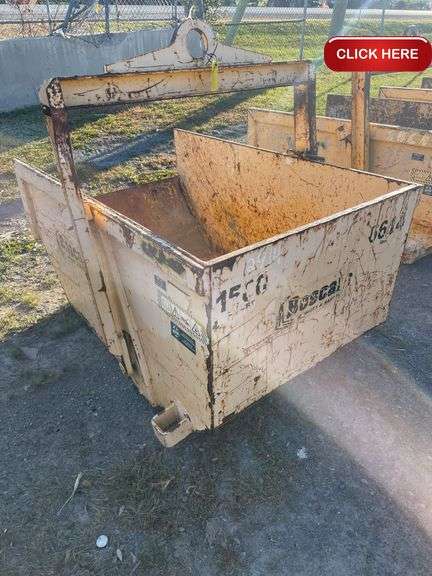 Craneable Self Dumping Bin - Rideau Auctions