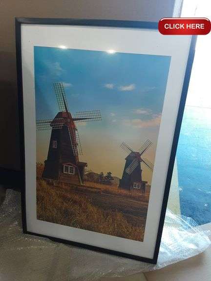 Photo frame 24in x 36in - Rideau Auctions