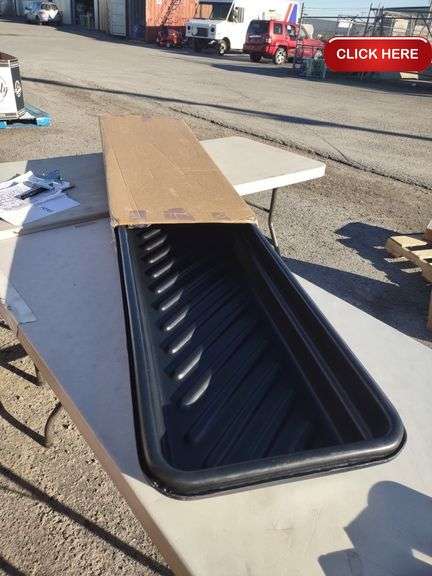 Pig utility containment tray - Rideau Auctions