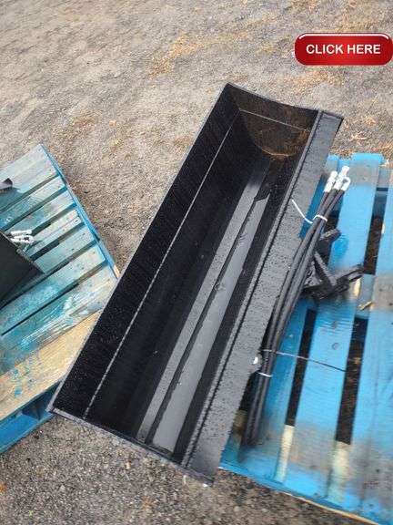 Miva 40" mini ex bucket attachment - Rideau Auctions