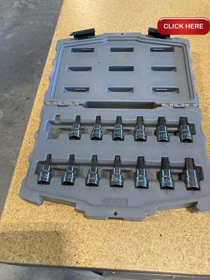 Socket set - Rideau Auctions