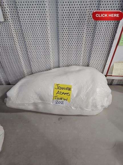 Jennifer Adams Throw - Rideau Auctions