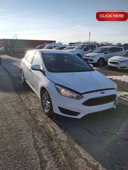 2016 Ford Focus SE Hatchback - Rideau Auctions