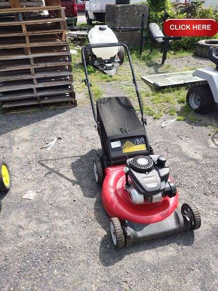 Yard machine MTD gas pushmower/ bagger - Rideau Auctions