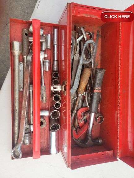 Red Mastercraft tool box and tools - Rideau Auctions