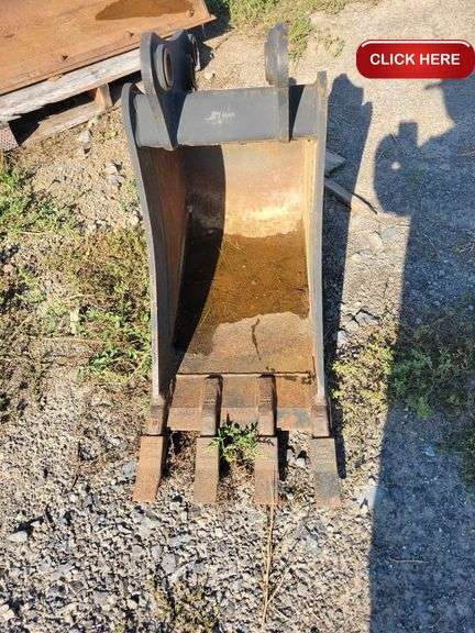 16 inch Gannon digging bucket - Rideau Auctions