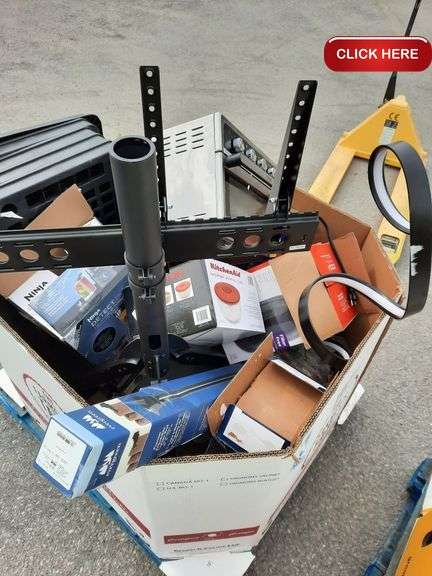 Mixed skid of broken items, damaged, missing pieces - Rideau Auctions