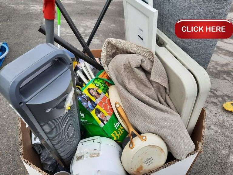 Mixed skid of broken items, damaged, missing pieces - Rideau Auctions