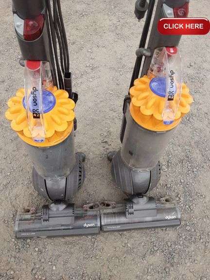 2 × Dyson DC42 Dyson vacuums - Rideau Auctions
