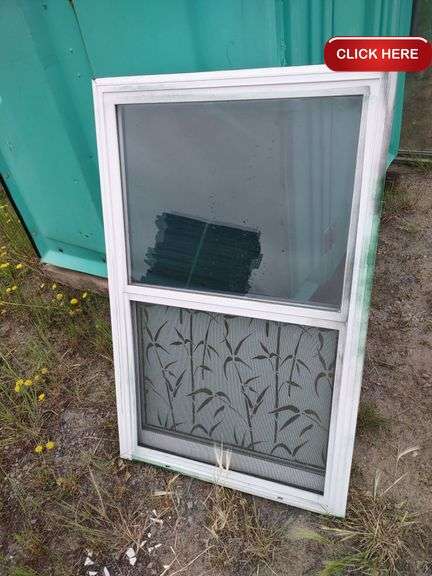 24" x 38" slide up window - Rideau Auctions