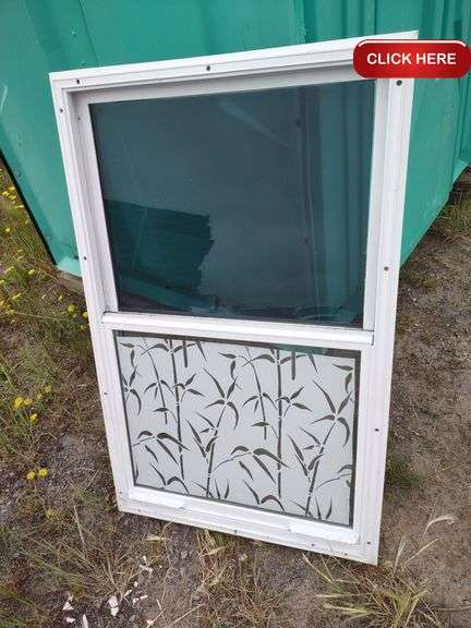 24" x 38" slide up window - Rideau Auctions